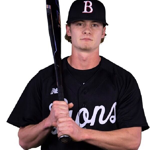 Slammin’ Ty Scott doing it all for NAIA’s Lions – TheDugout.ca